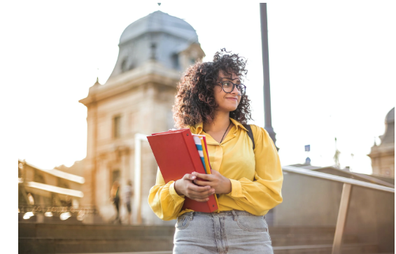How To Find Scholarships For College 2026/2027